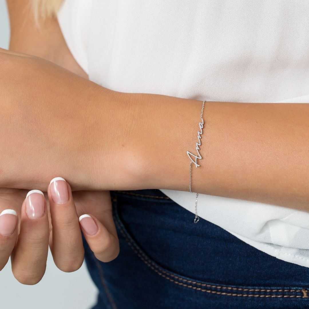 Personalized Name Bracelet A Meaningful Jewelry to Wear ShinyPersonalized